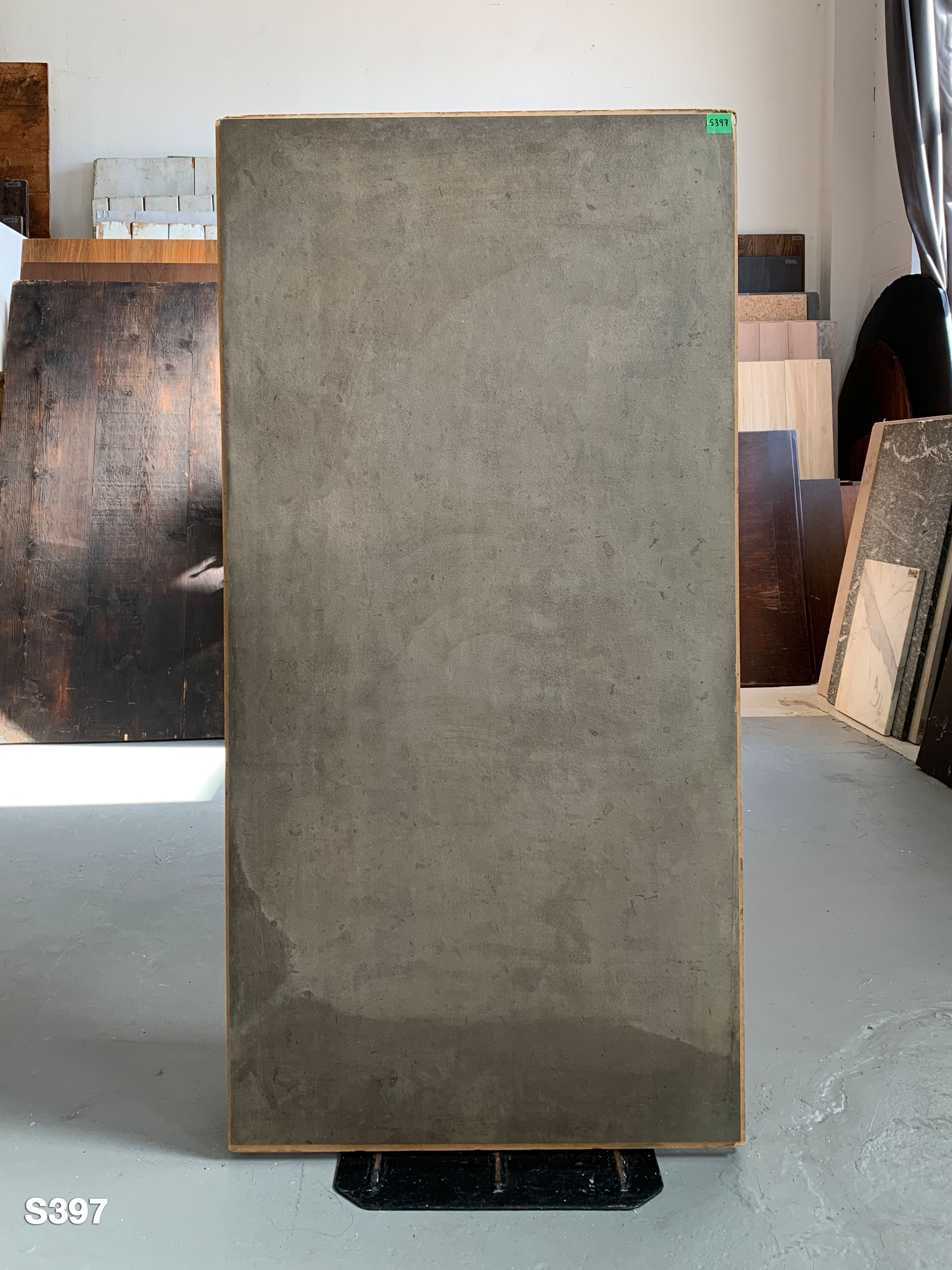 S397 | Rustica Tabletop