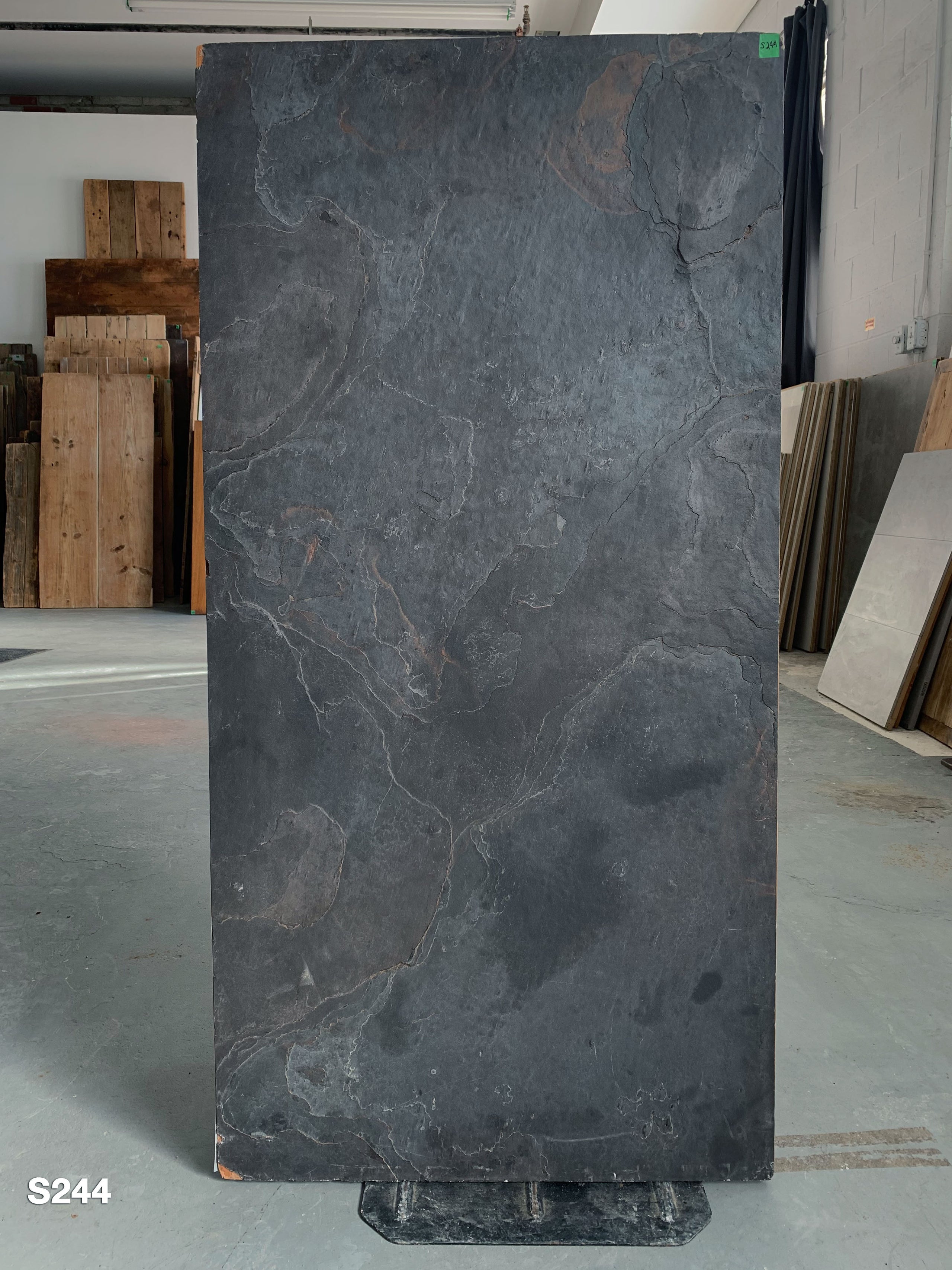 S244 | Rustica Tabletop