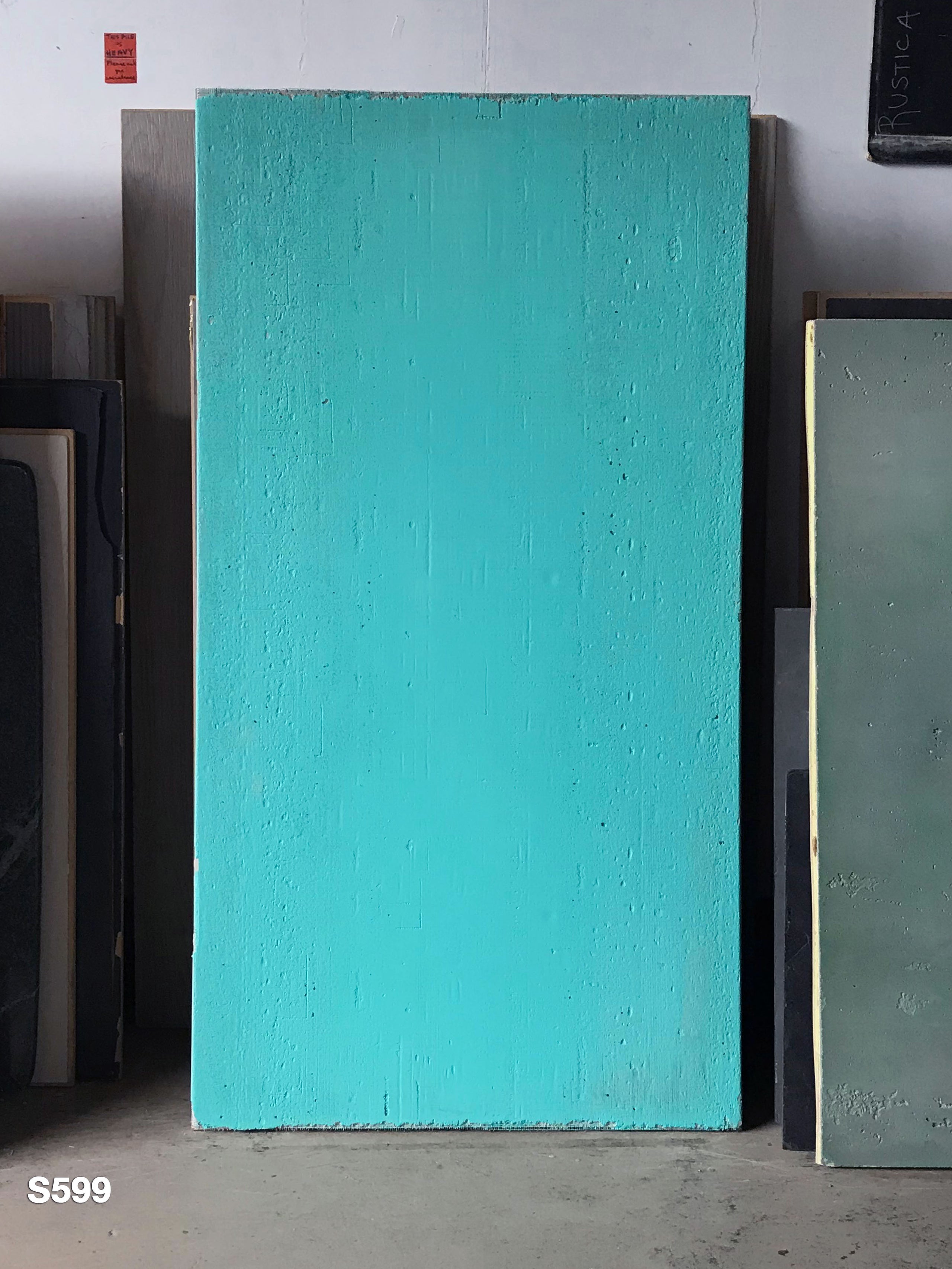 S599 | Rustica Tabletop