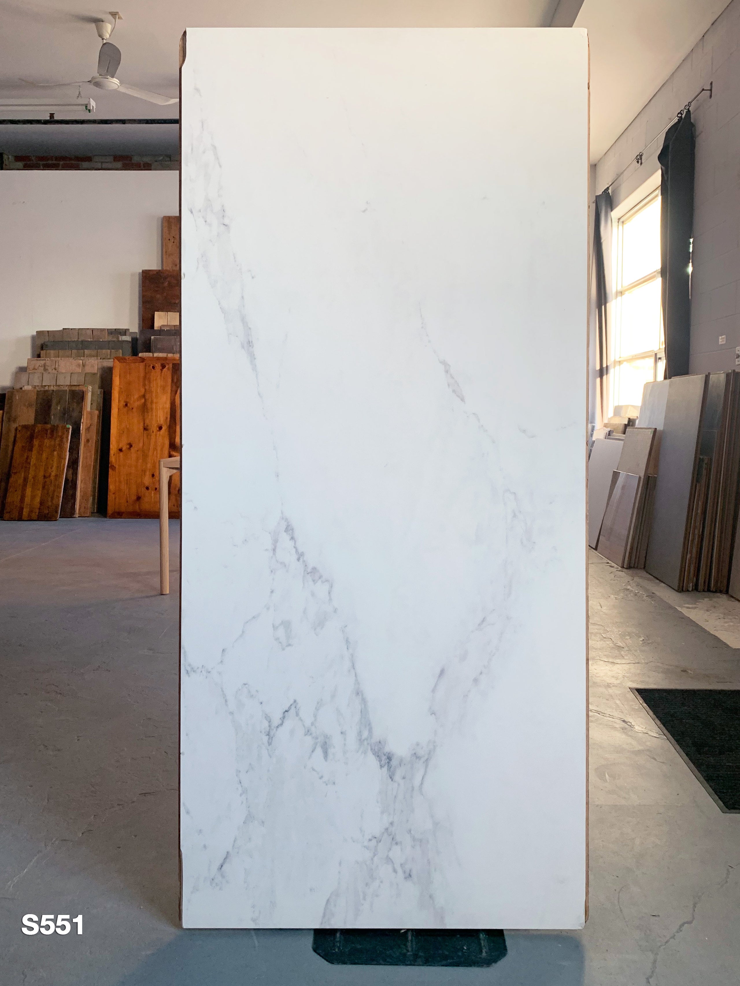 S551 | Rustica Tabletop